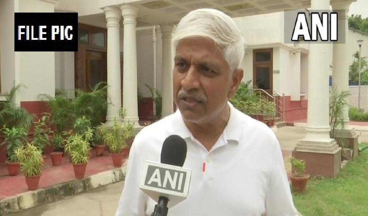 police notice to former delhi government minister rajendra pal gautam ... police notice to former delhi government minister rajendra pal gautam ...