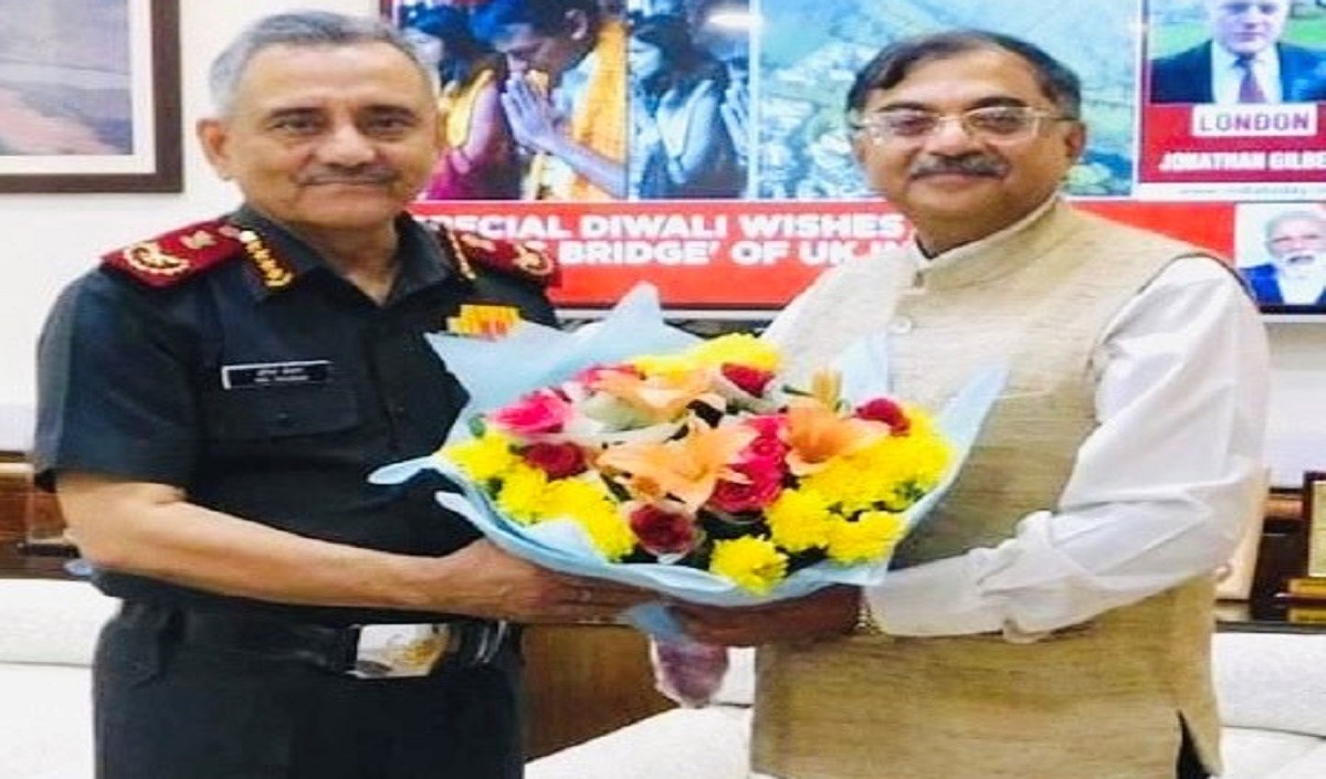 tarun vijay meets cds general chauhan discusses about uttarakhand war ...