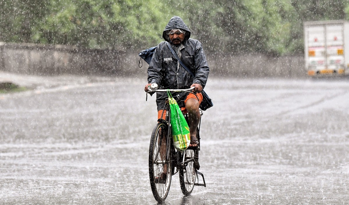 humid morning in the national capital forecast of light rain during the ...