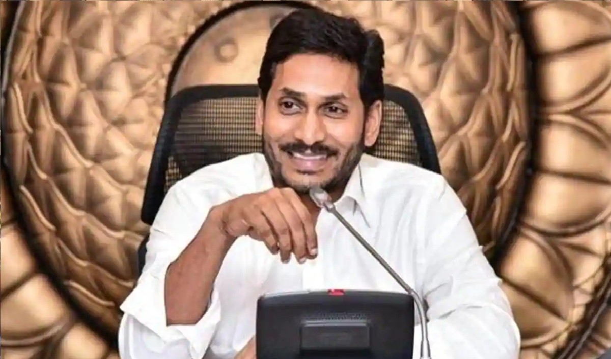 jagan mohan reddy elected as the life president of ysr congress ...