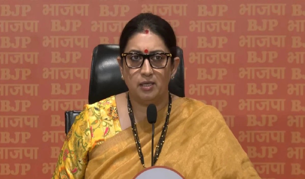 smriti irani shekhar kapur members of newly formed pmml society ...